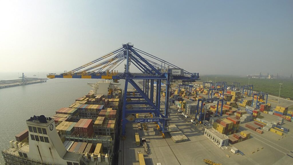 Proyecto de licitación de la nueva terminal de contenedores de Hazira ...