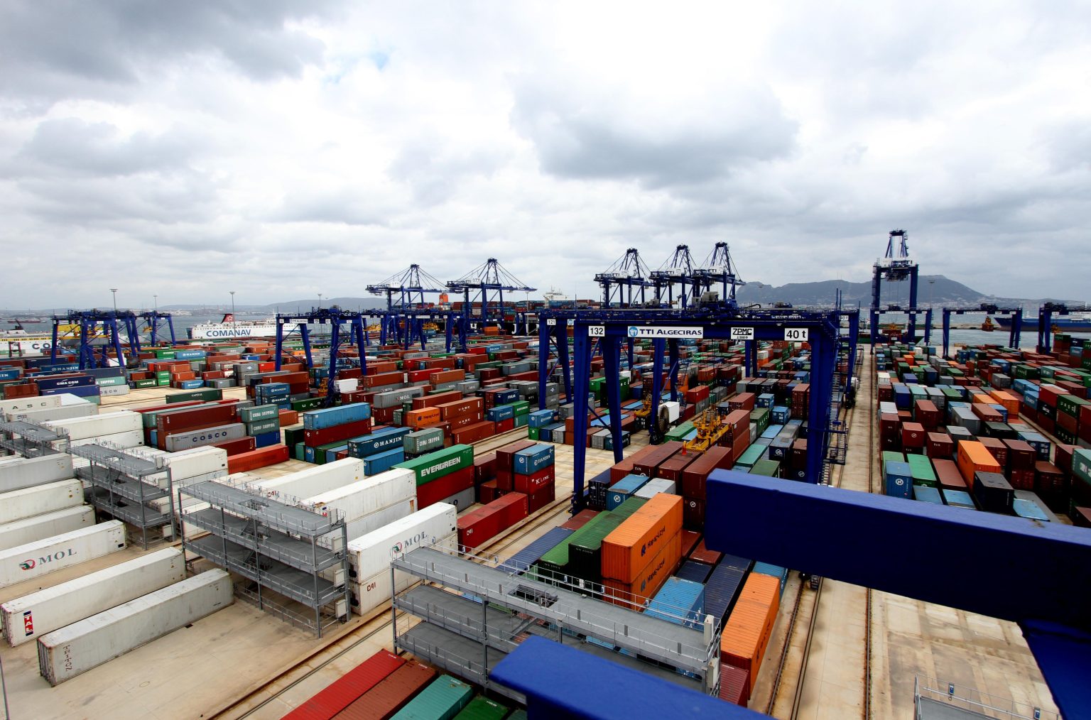 Evaluación de la demanda de servicios portuarios para la terminal de ...